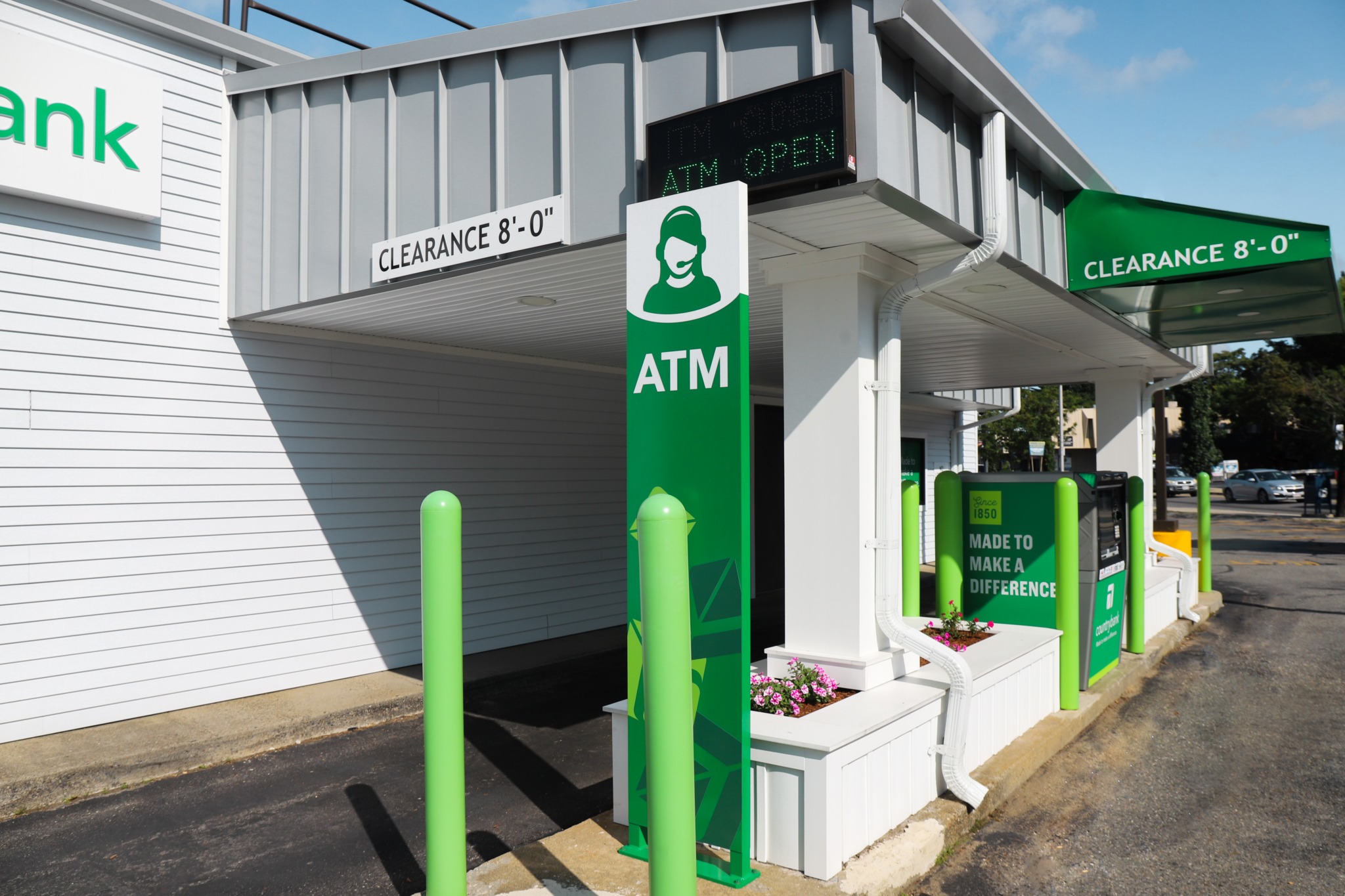 Worcester Tatnuck Square Office | Worcester Massachusetts - Country ...